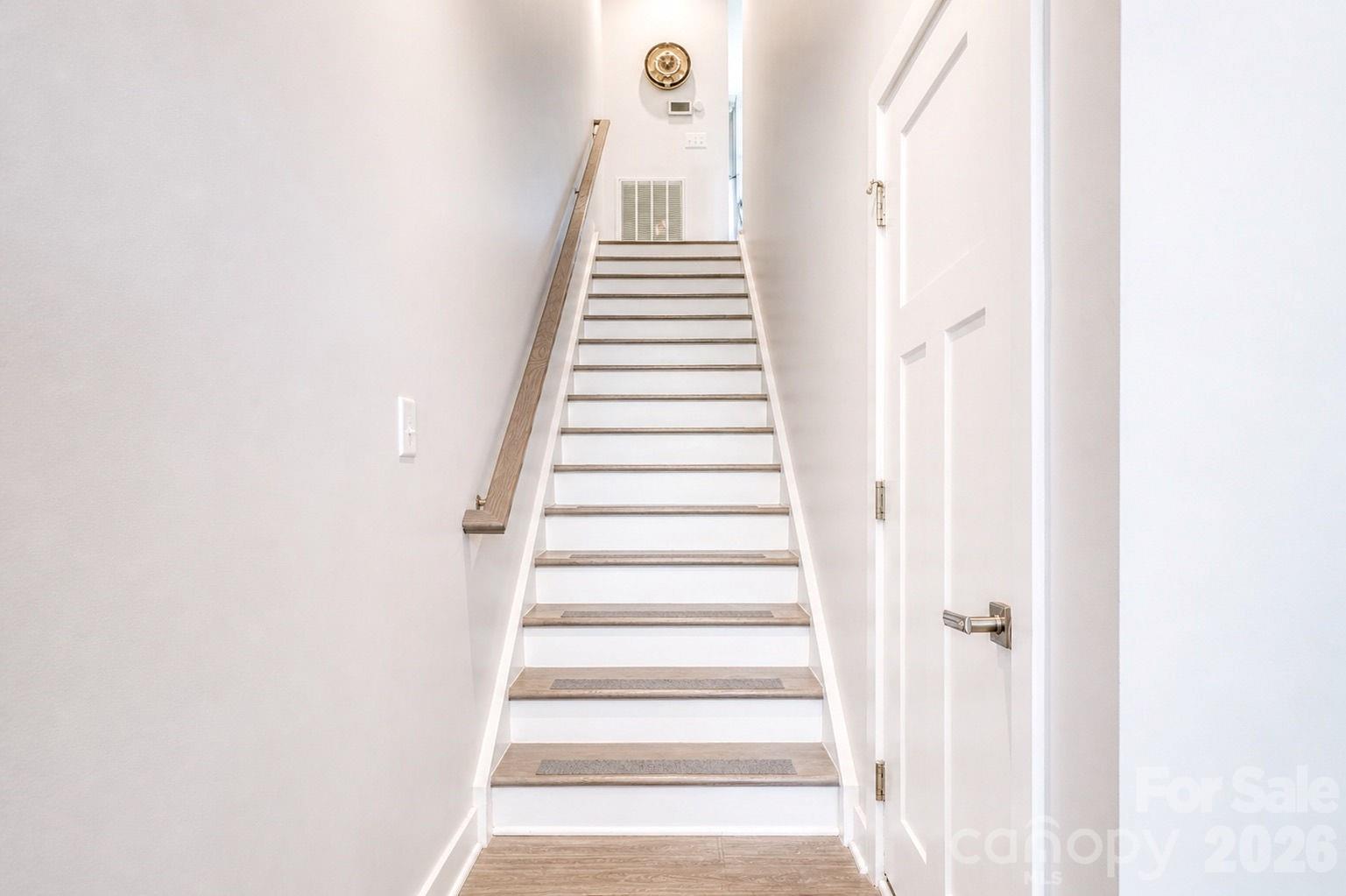 268 Parkwood Avenue, Charlotte, NC - photo 6 of 49