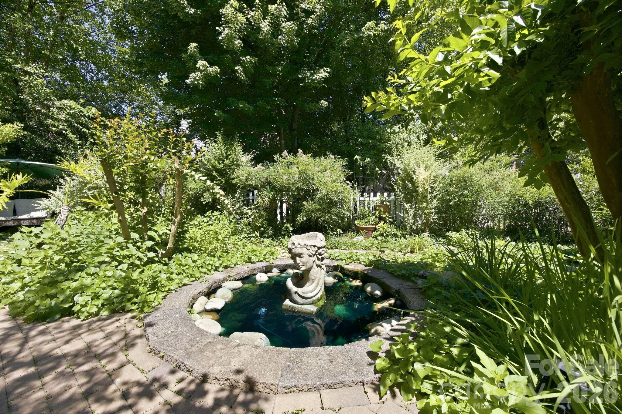 Photo 4 of 2608 Saintfield Place, Charlotte, NC