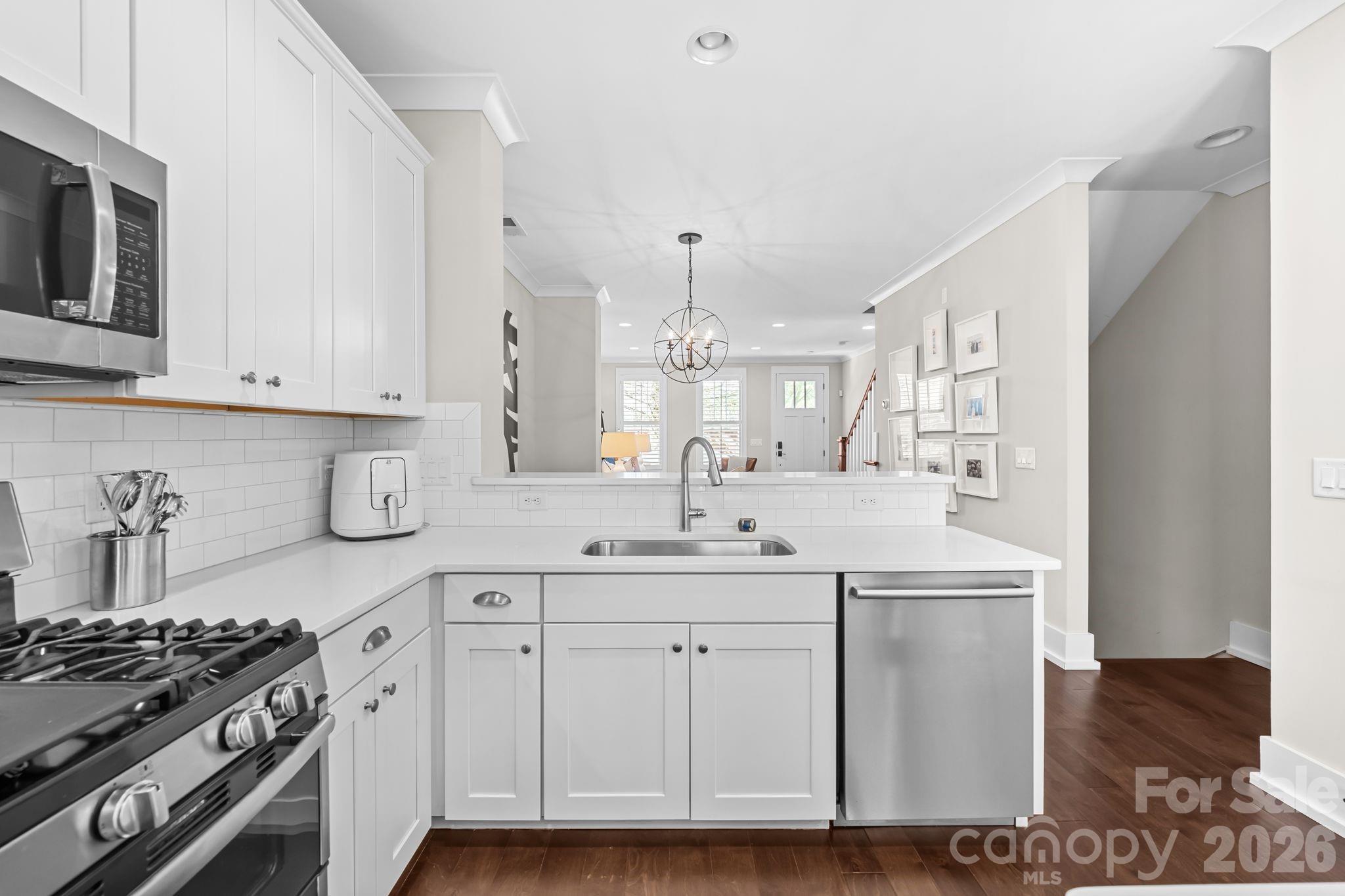 1636 Kenilworth Avenue, Charlotte, NC - photo 12 of 35