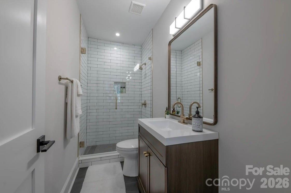 Photo 26 of 523 Kenlough Drive, Charlotte, NC