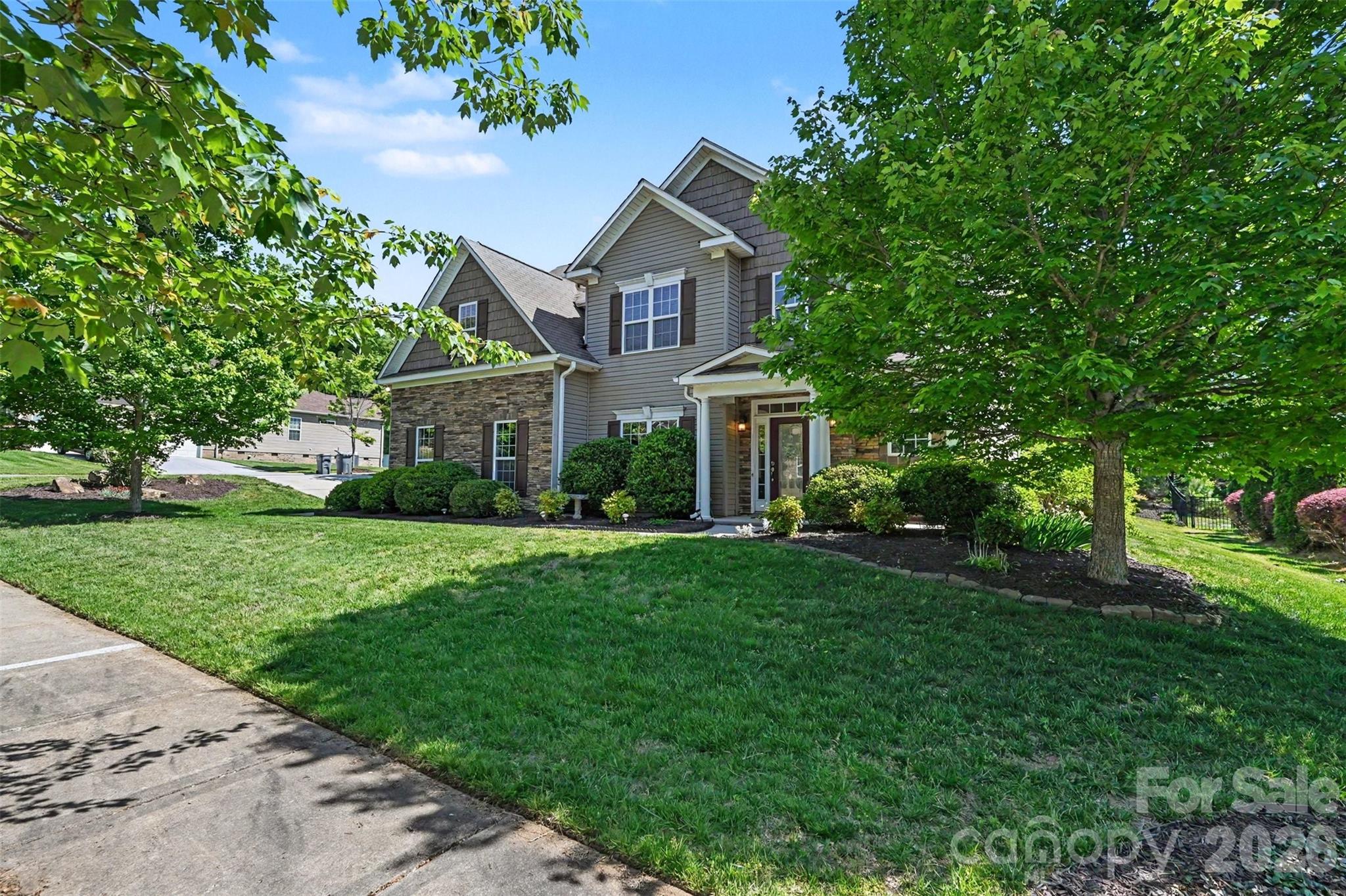 Photo 3 of 9107 Kensington Forest Drive, Harrisburg, NC