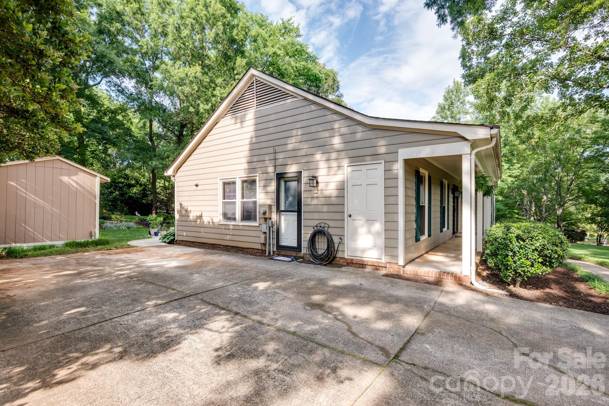 Photo 35 of 11831 Parks Farm Lane, Charlotte, NC