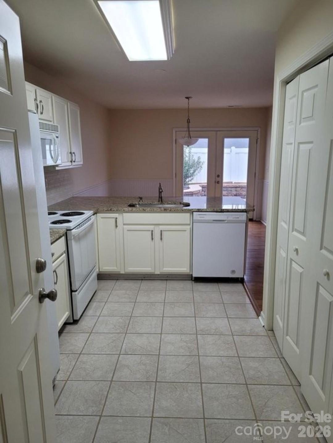 115 Edinburgh Court, Mount Holly, NC - photo 7 of 23