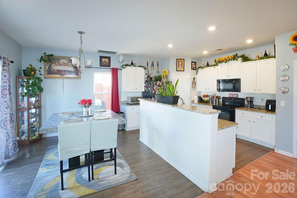 Photo 8 of 9728 Crooms Court, Charlotte, NC