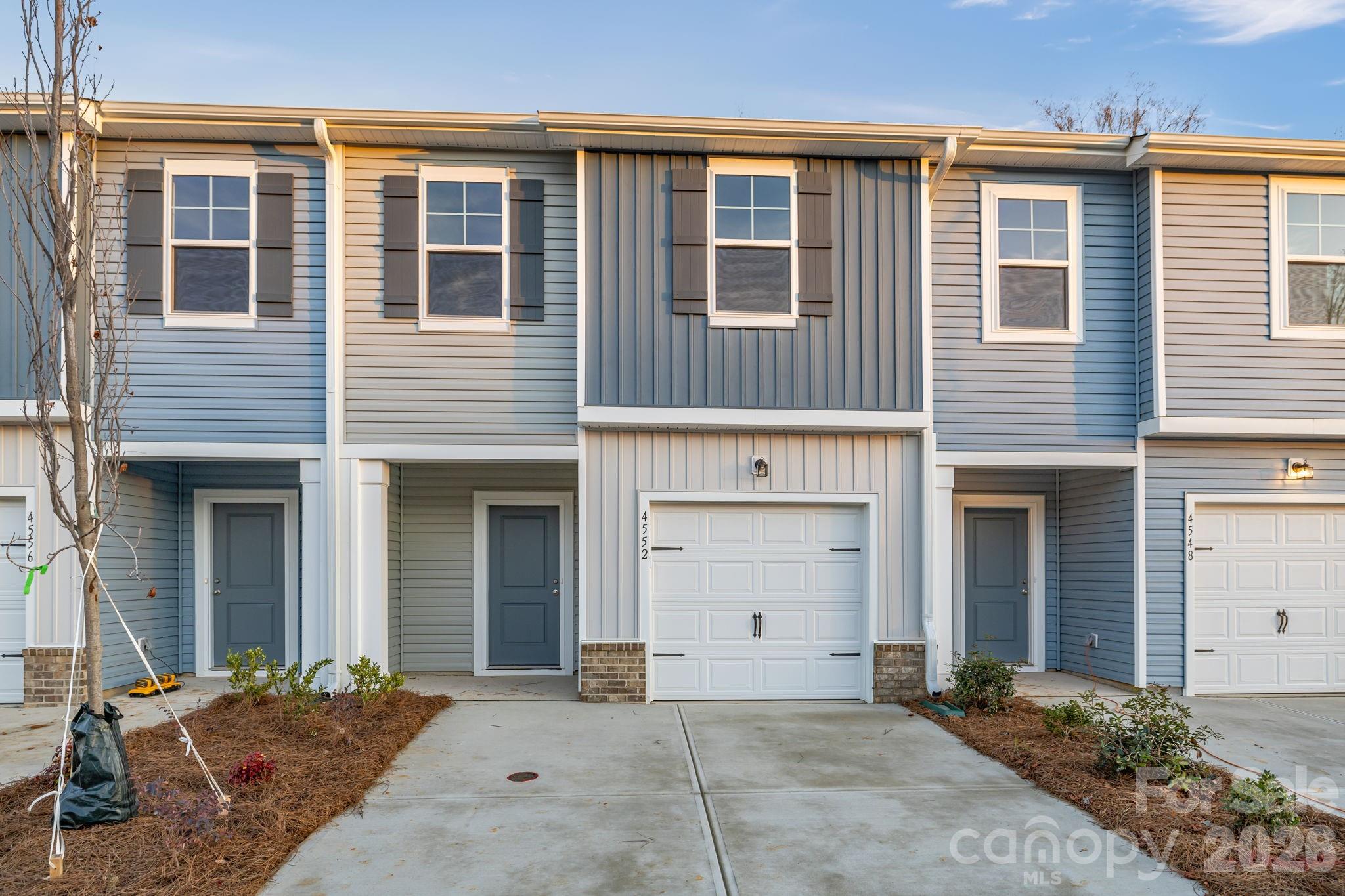 Home for sale at 4552 Green Drake Drive, Charlotte, NC — photo 1 of 24