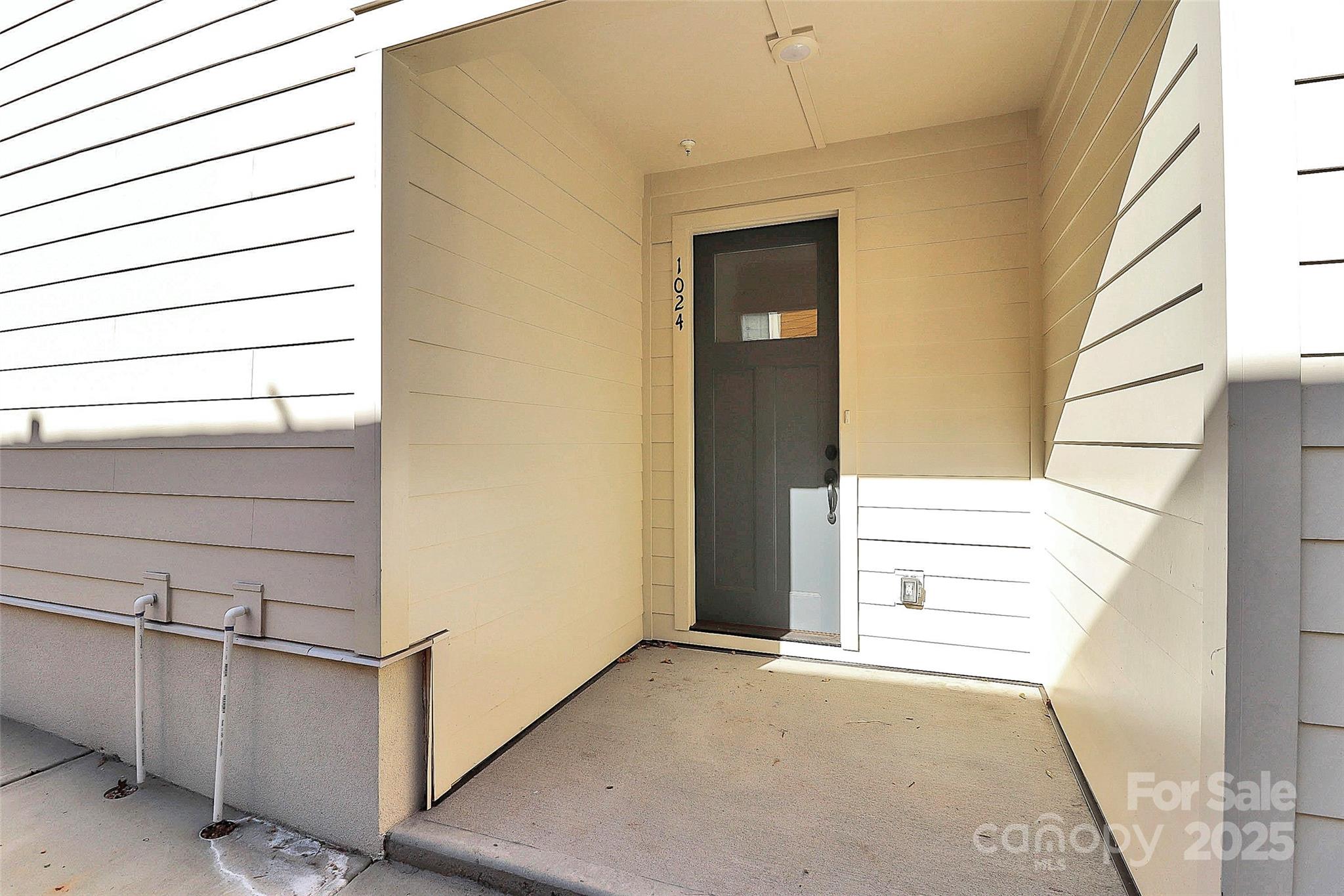 Photo 2 of 1024 Margaret Brown Street, Charlotte, NC