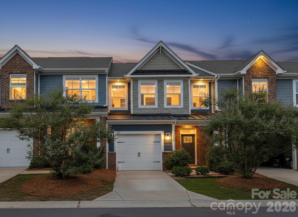 Photo 2 of 1010 Moffatt Lane, Matthews, NC