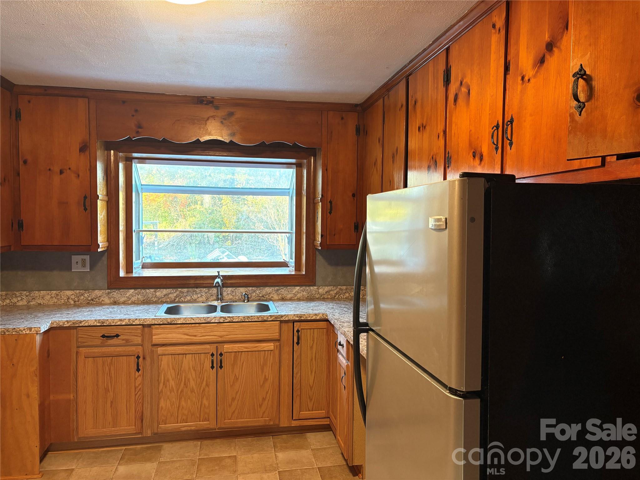 Photo 2 of 5206 Burke Drive, Charlotte, NC