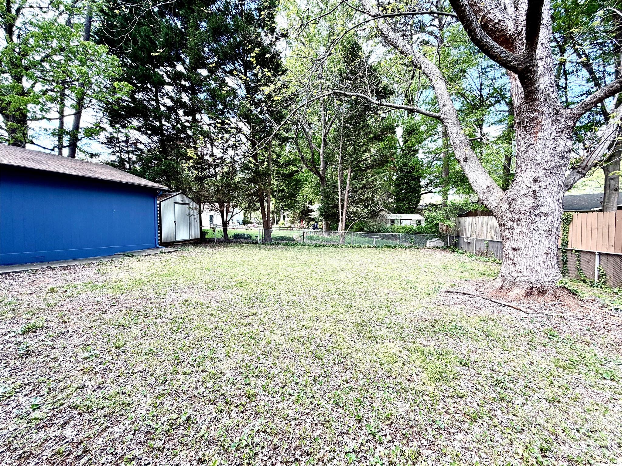 Photo 36 of 1511 Briarfield Drive, Charlotte, NC