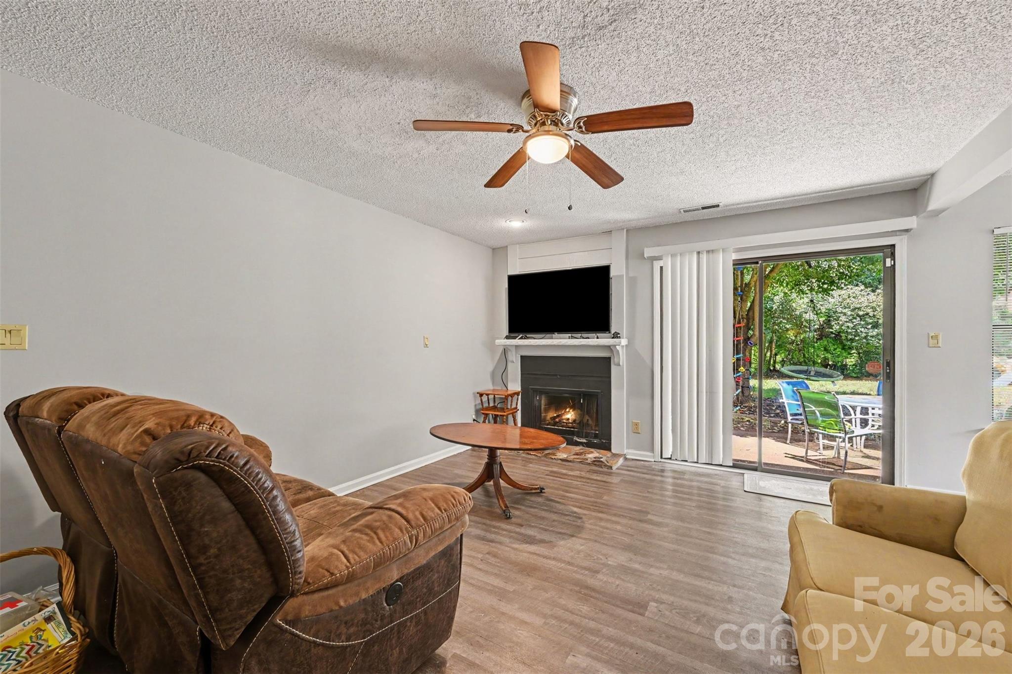 Photo 6 of 611 Mattingwood Drive, Charlotte, NC