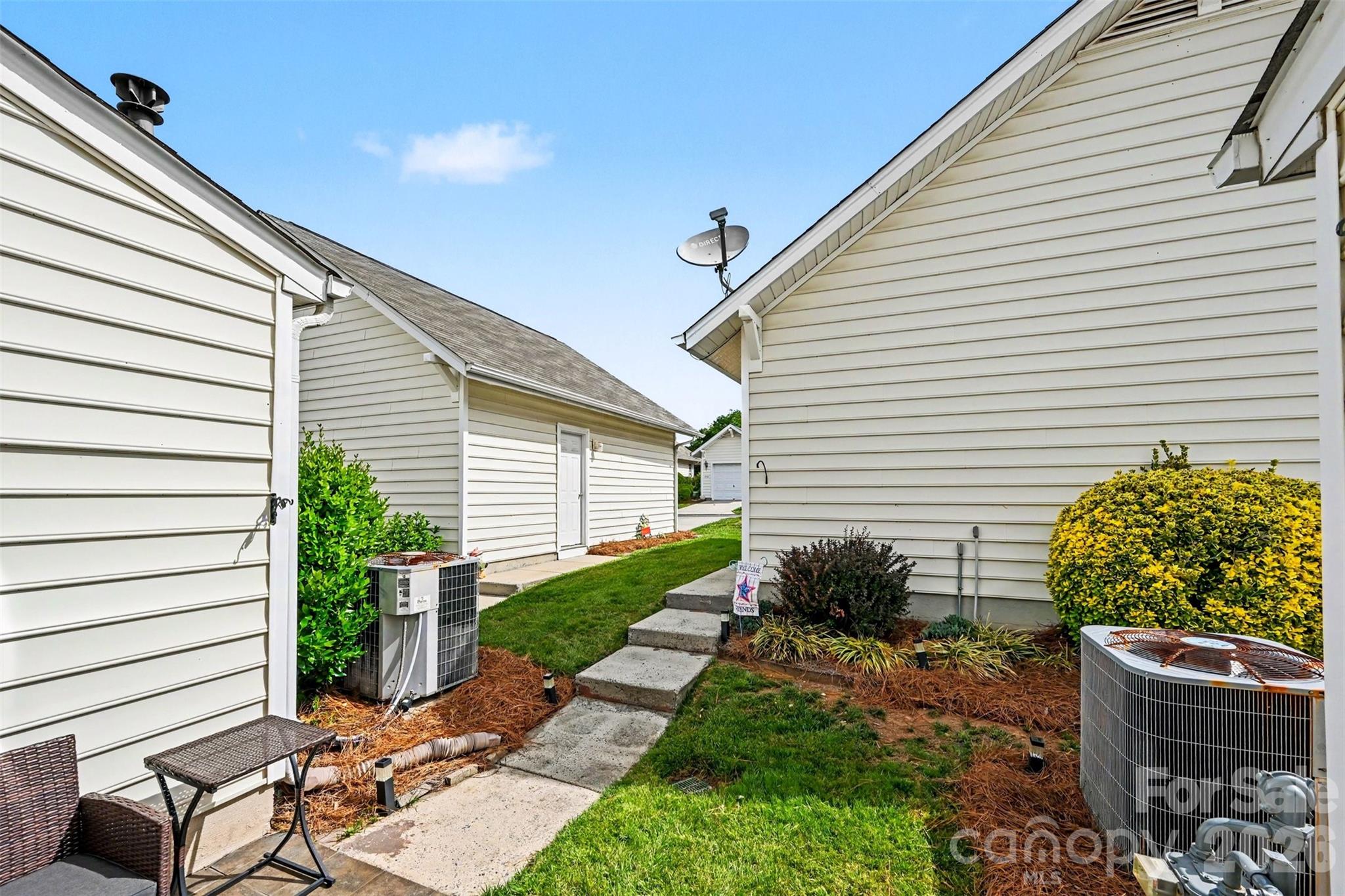 1033 Woodglen Lane, Matthews, NC - photo 26 of 37