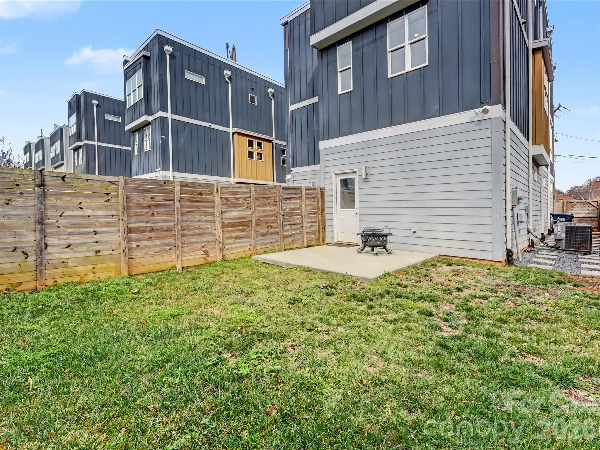 139 S Bruns Avenue, Charlotte, NC - photo 32 of 34