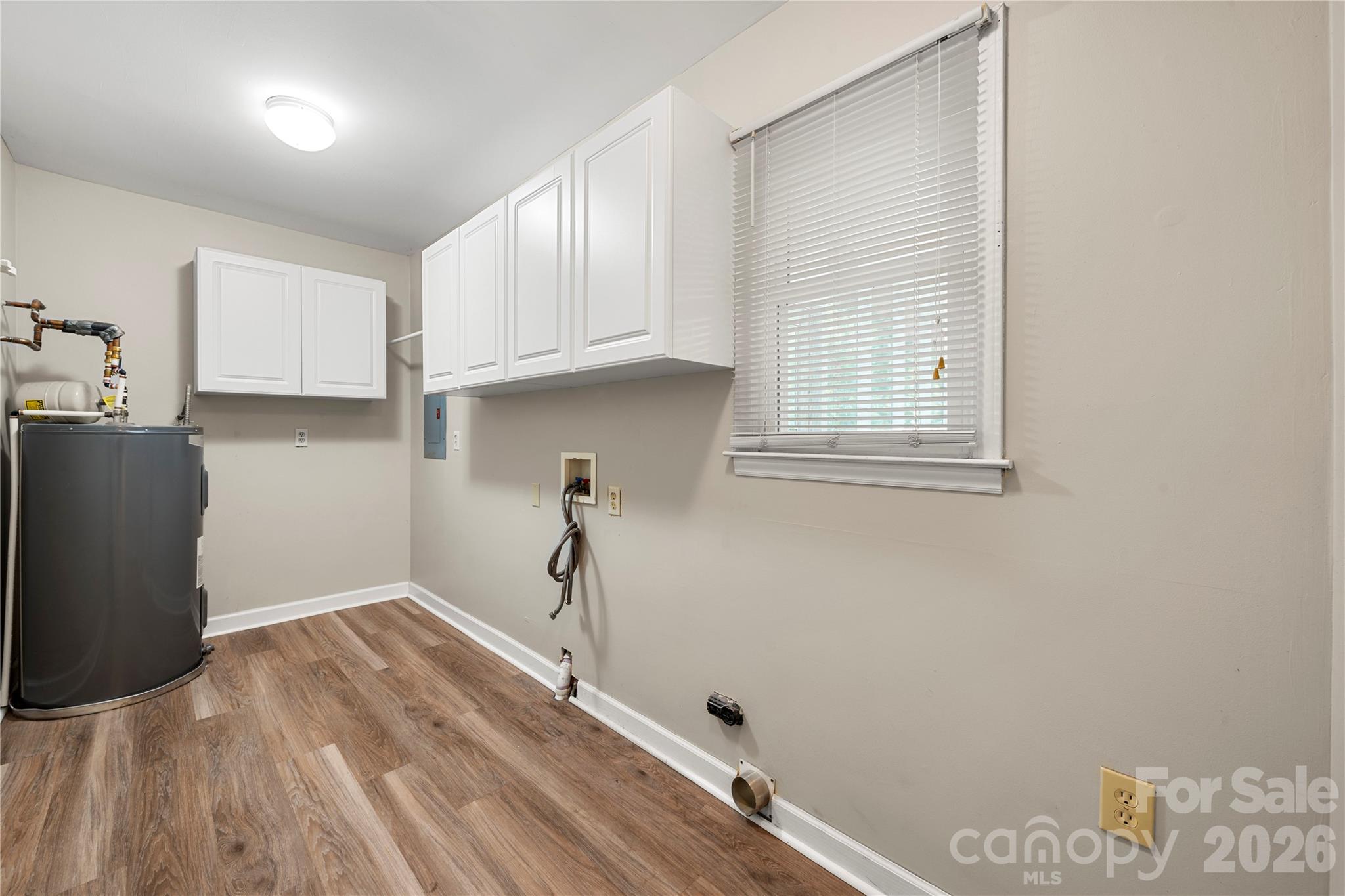 Home for sale at 628 Bellows Lane, Charlotte, NC — photo 18 of 43