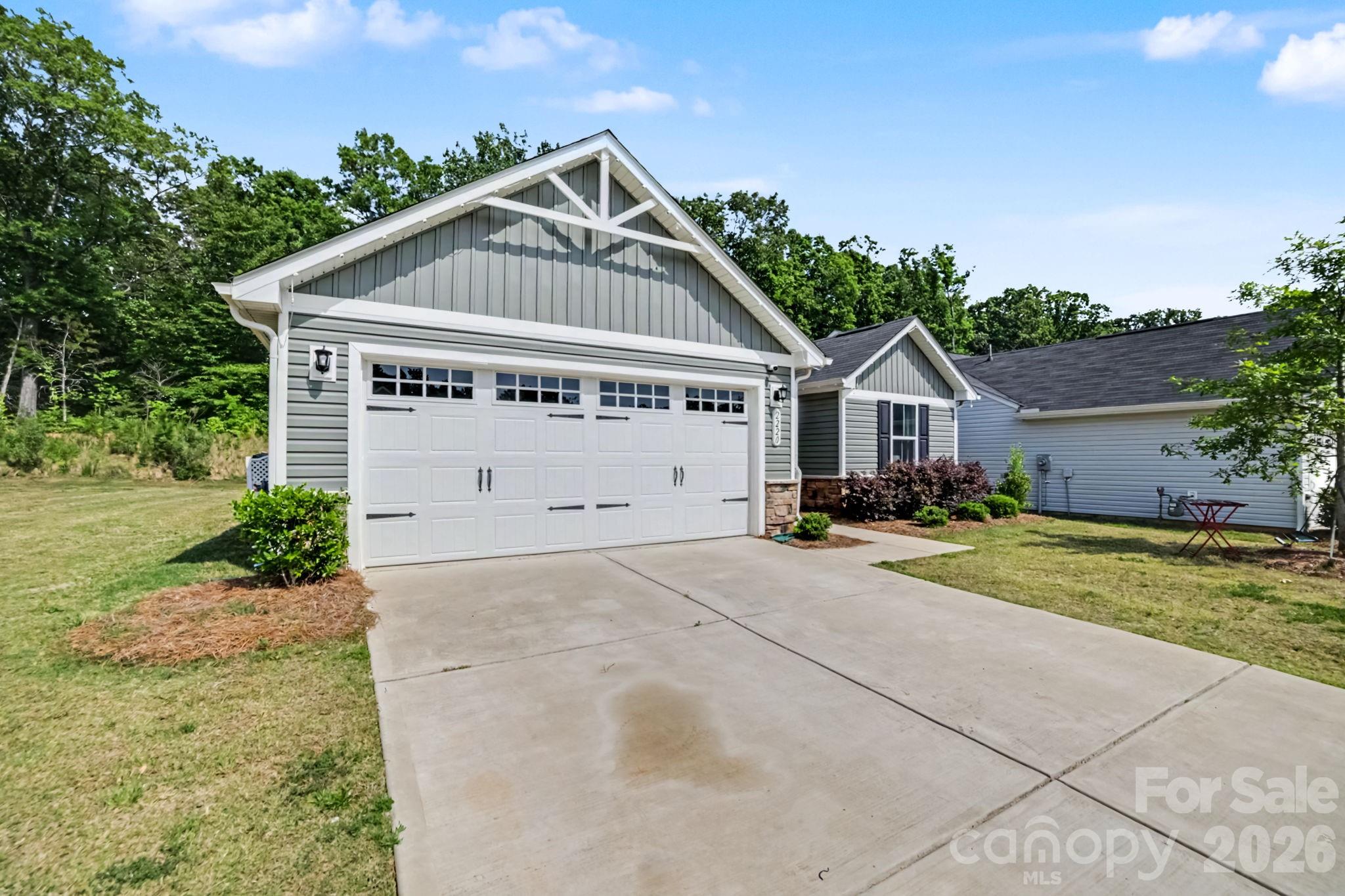 2220 Goldwood Drive, Charlotte, NC - photo 4 of 26