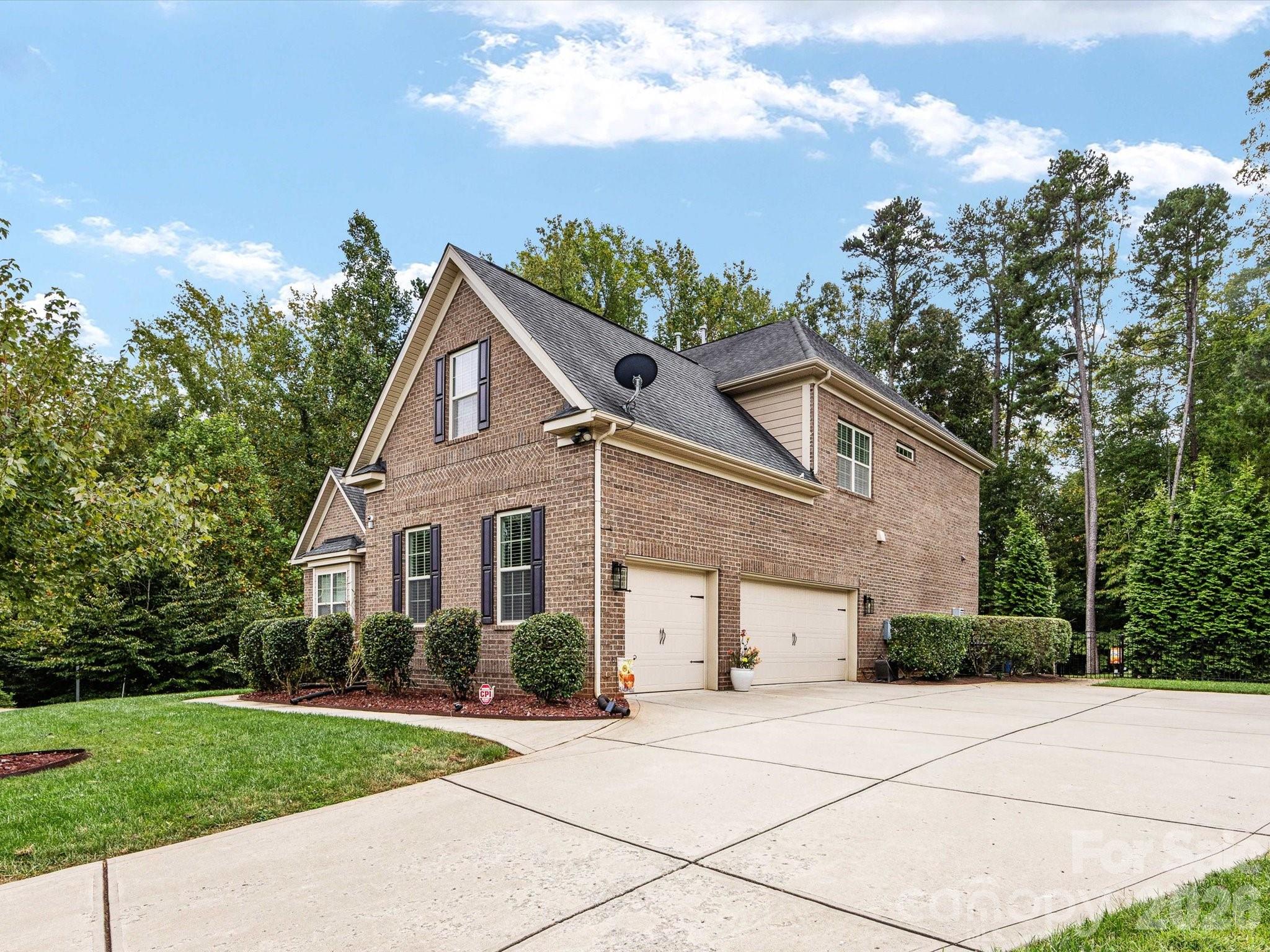 9311 Scorpio Lane, Mint Hill, NC - photo 3 of 49