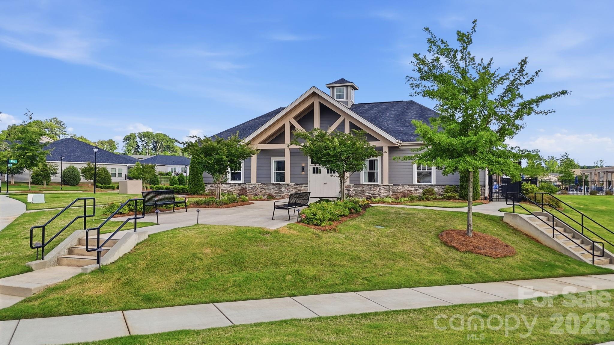 Photo 3 of 5012 Shadbush Road, Charlotte, NC