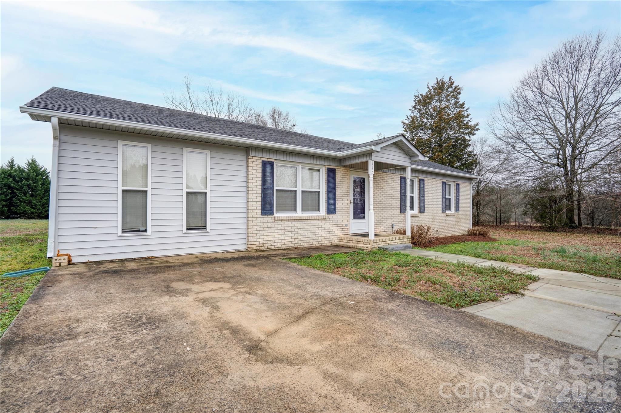 113 Hicks Road, Grover, NC - photo 1 of 40