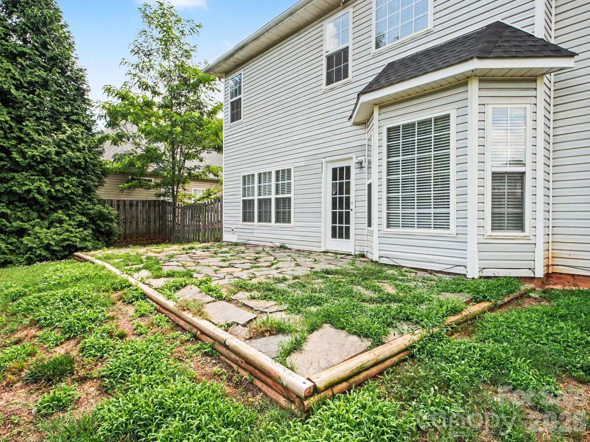 Photo 32 of 12102 Hampton Place Drive, Charlotte, NC