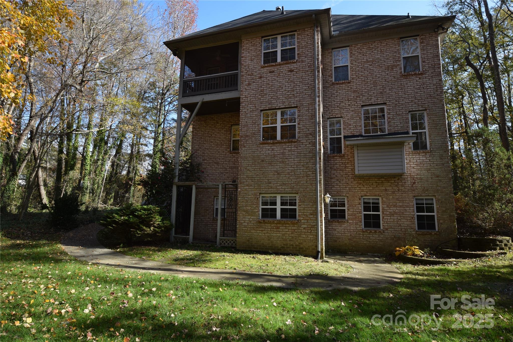 Photo 30 of 809 Pine Forest Road, Charlotte, NC