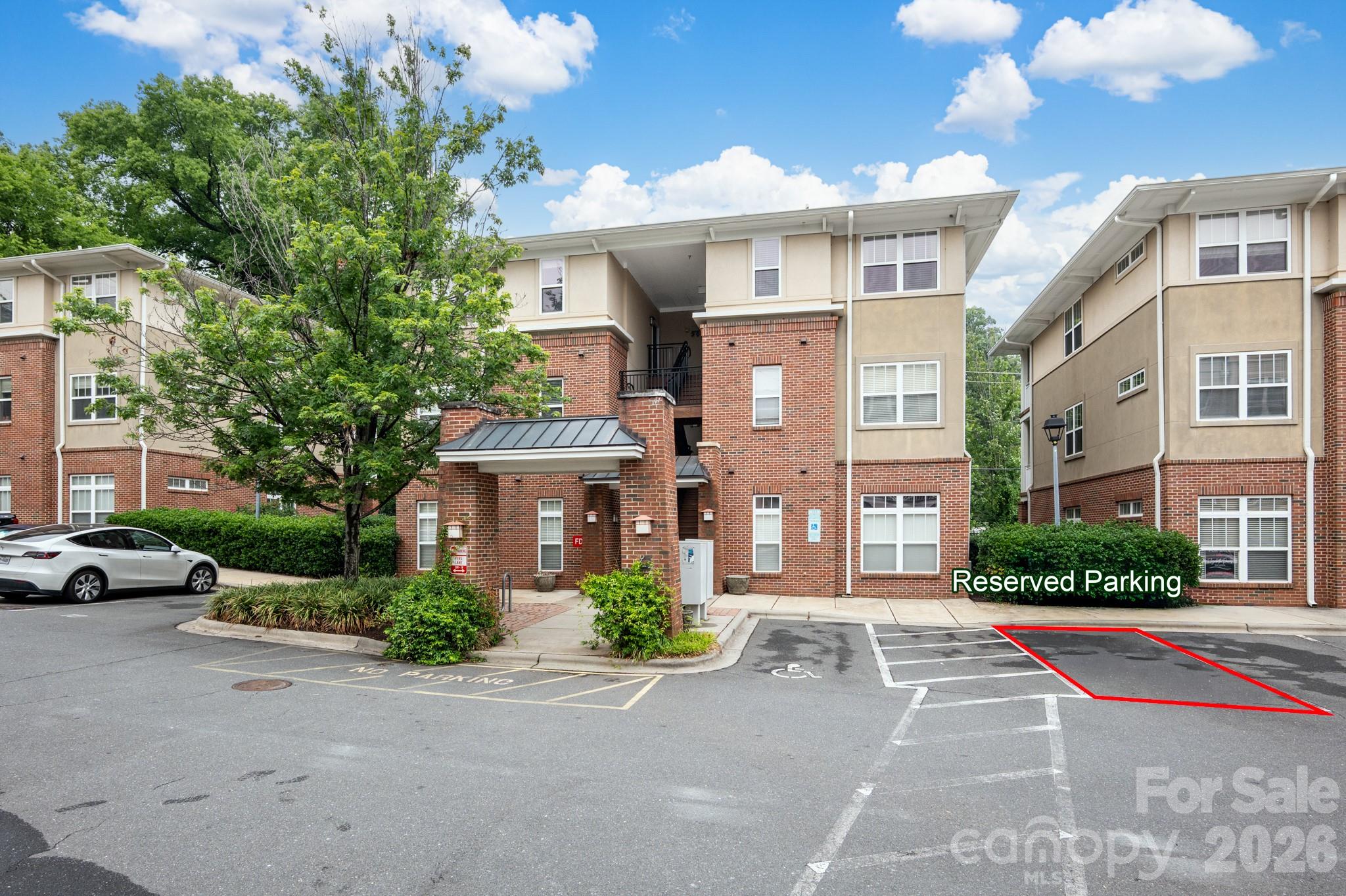 Photo 29 of 1308 Kenilworth Avenue430, Charlotte, NC