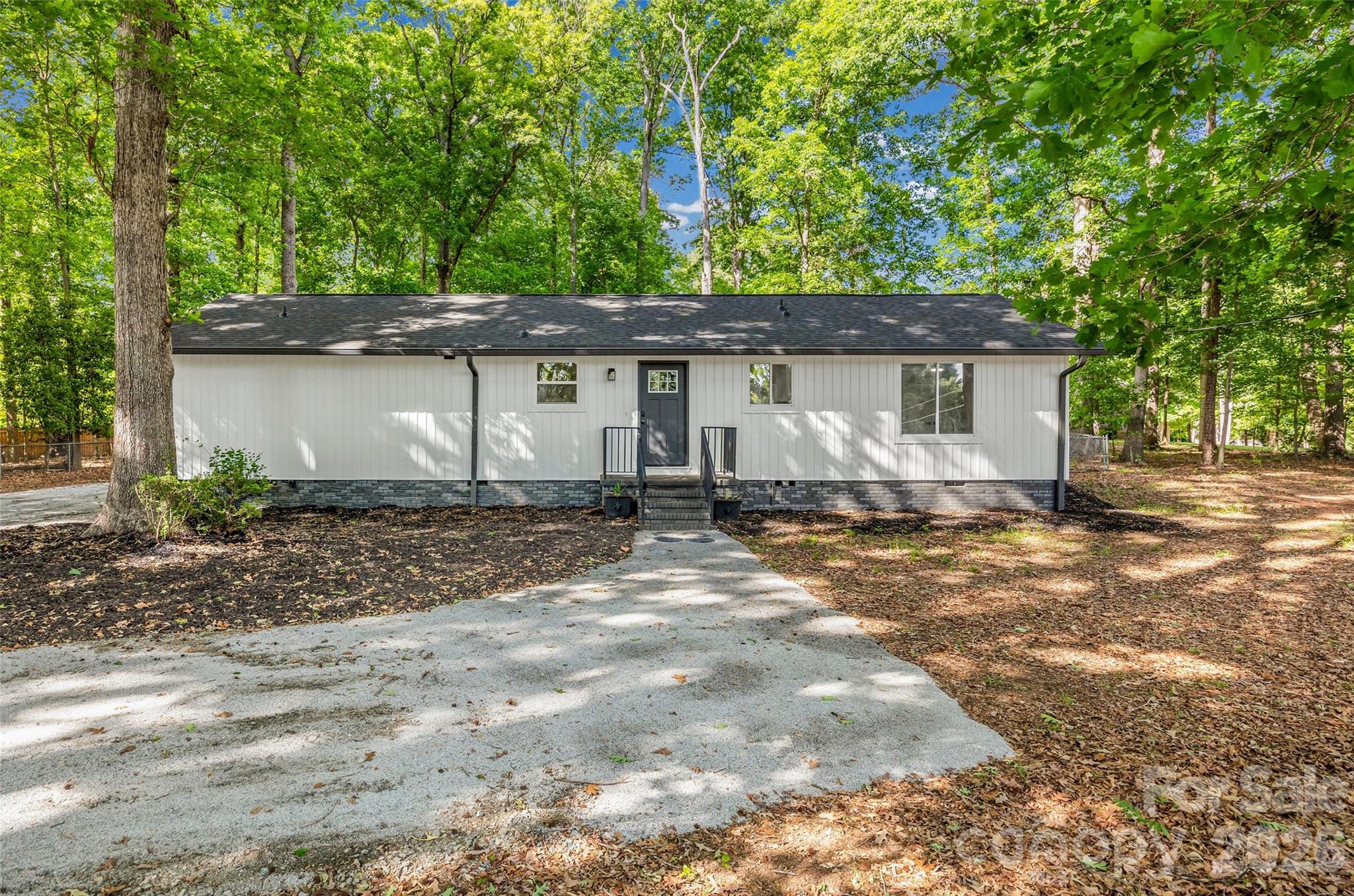 5950 Lake Wylie Road, Clover, SC