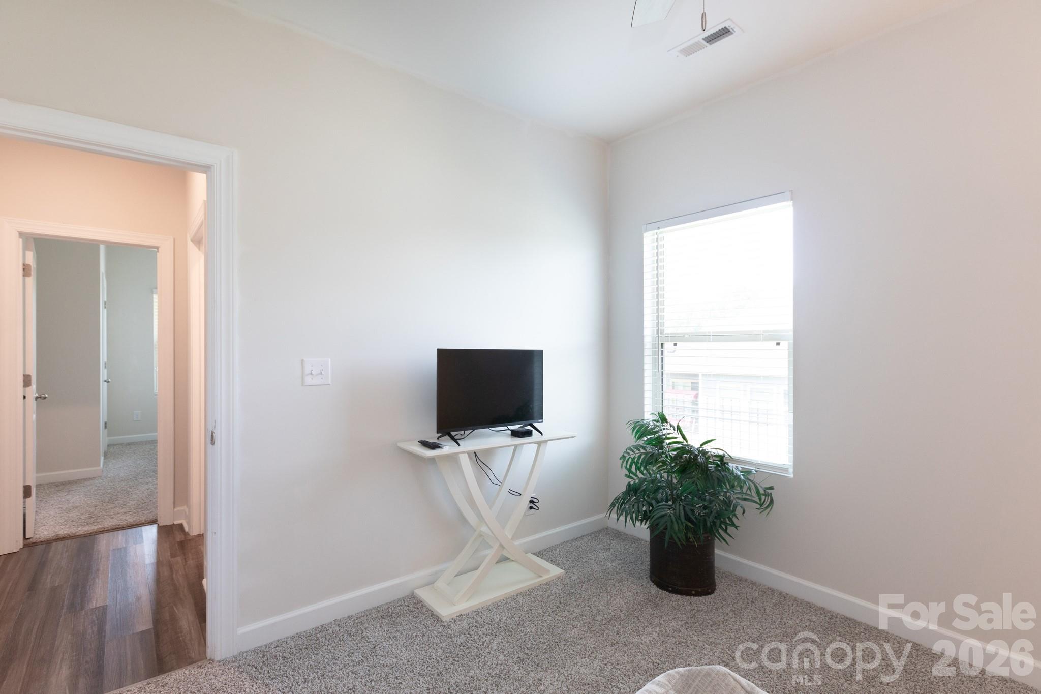 Home for sale at 11809 Red Leaf Drive, Charlotte, NC — photo 20 of 45