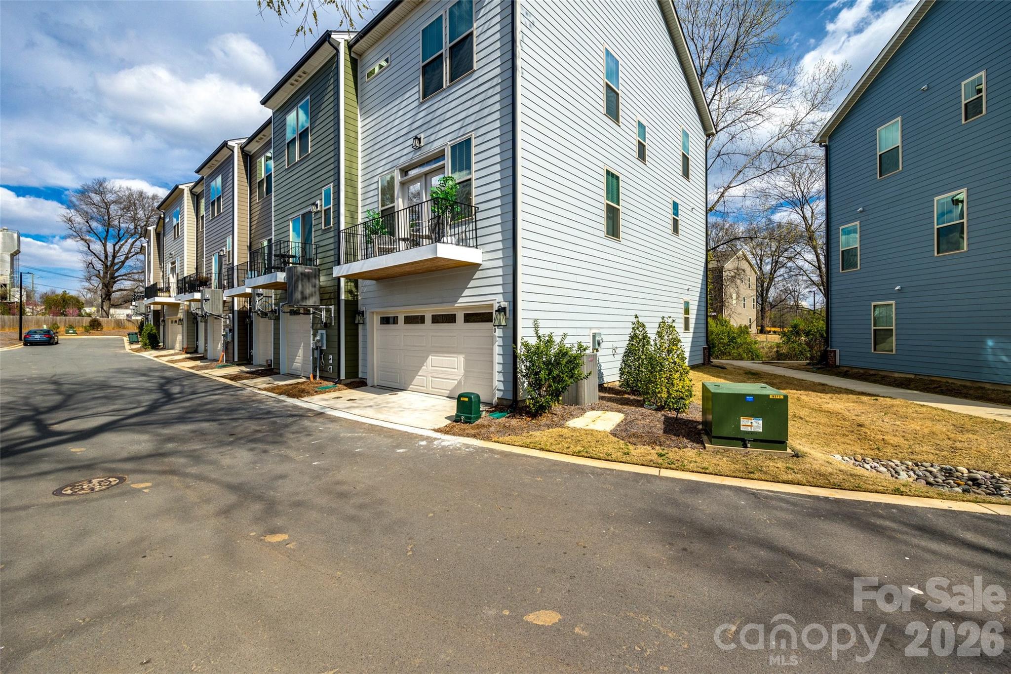 Photo 32 of 400 Simeon Drive, Charlotte, NC