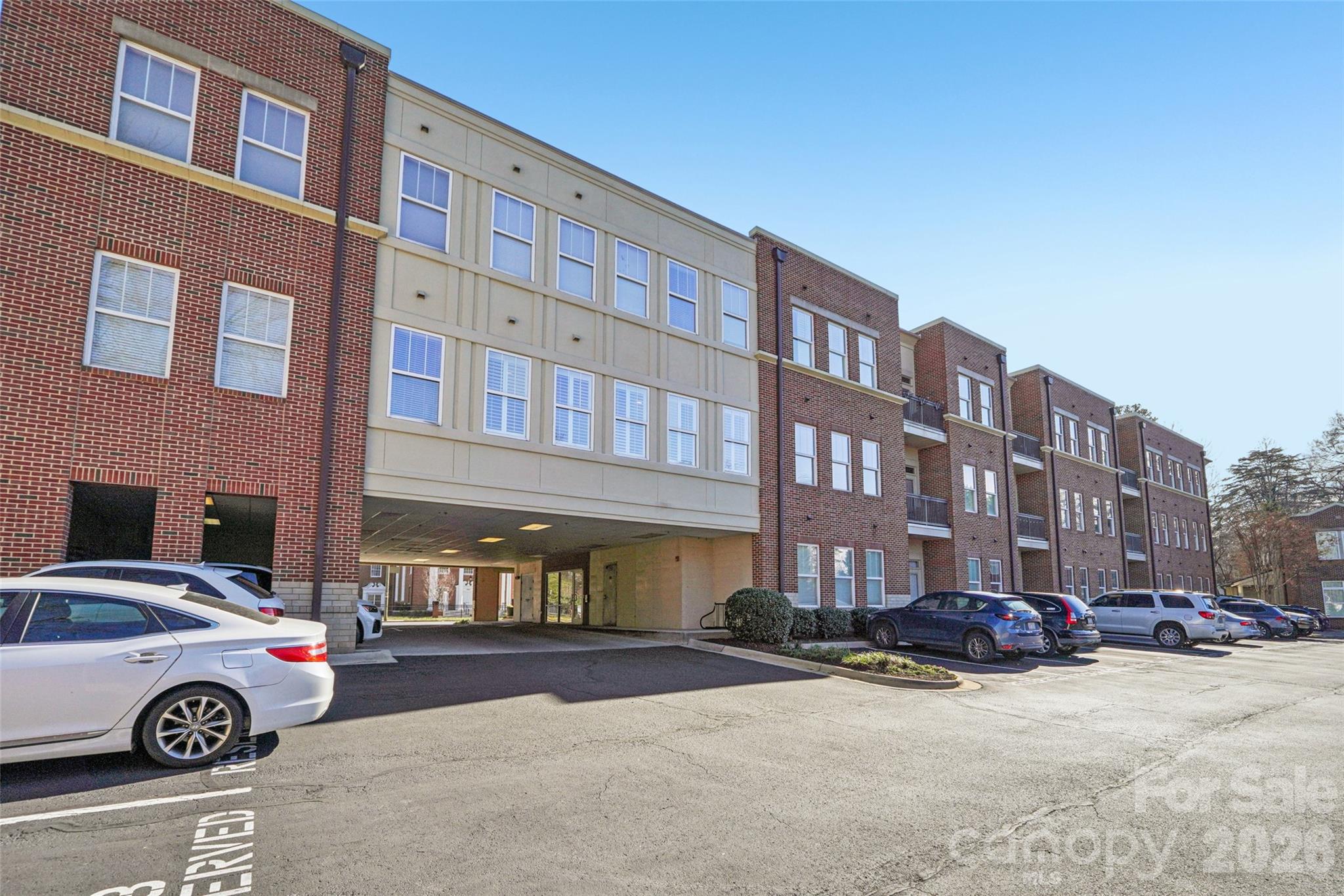 Photo 22 of 2952 Selwyn Avenue203, Charlotte, NC