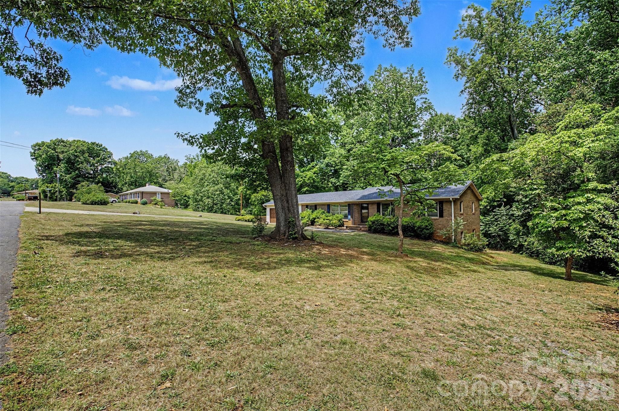 Photo 4 of 109 James Drive, Belmont, NC