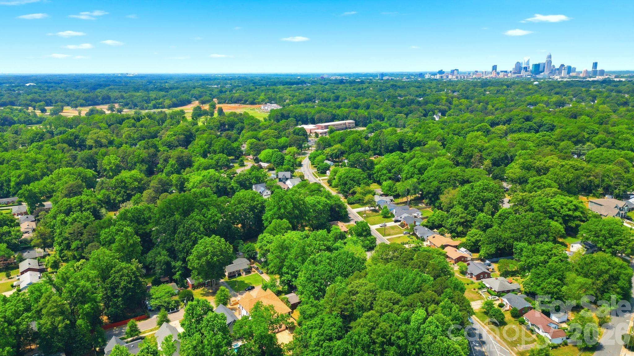 Photo 15 of 2625 Springway Drive, Charlotte, NC