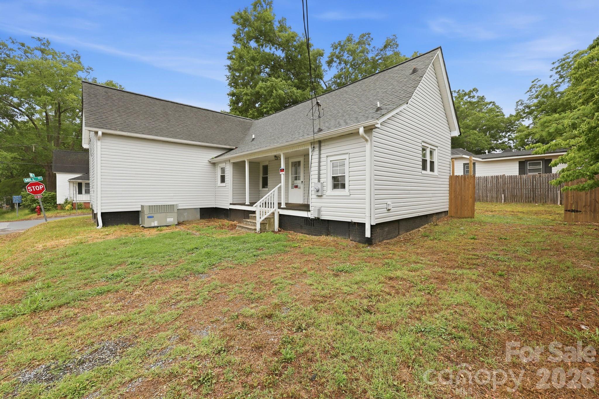 904 Mill Street, Albemarle, NC - photo 7 of 33
