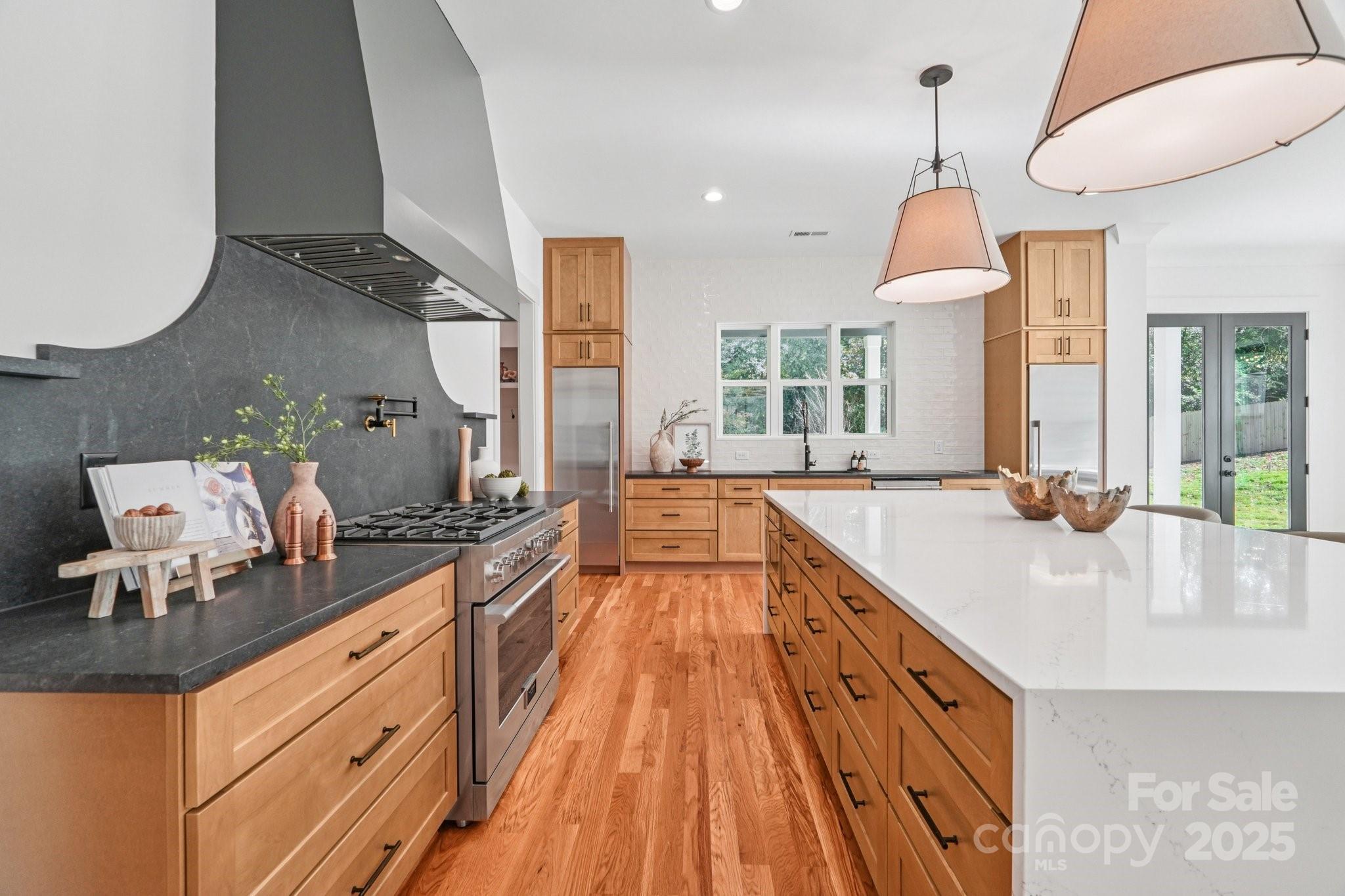 Photo 23 of 132 Sardis Lane, Charlotte, NC