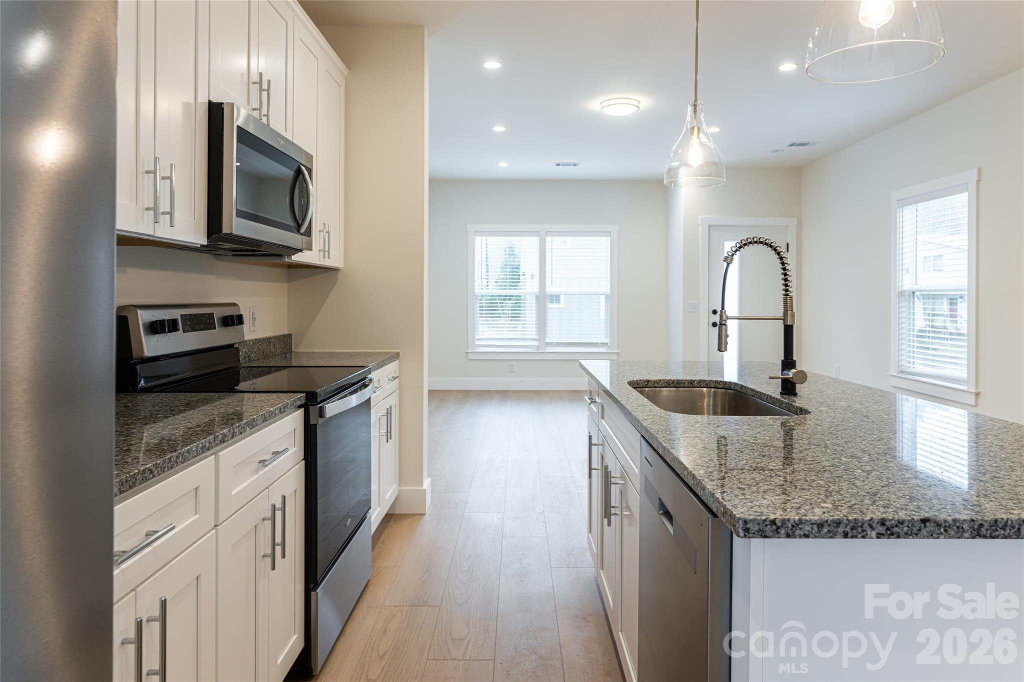 4 Wyndom Lane, Asheville, NC - photo 6 of 38