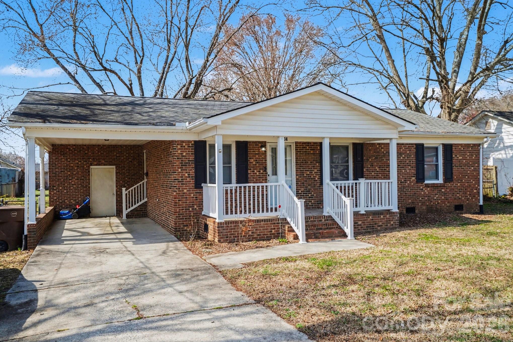 Photo 2 of 1004 Oakwood Avenue, Kannapolis, NC