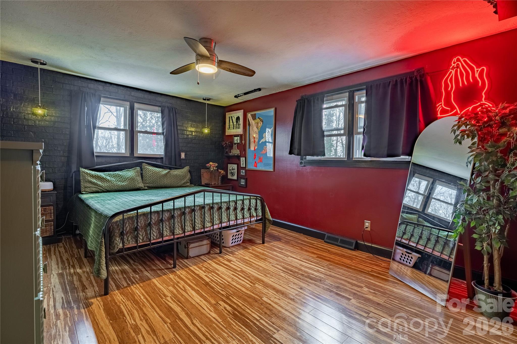 200 Falls Street, Morganton, NC - photo 8 of 34