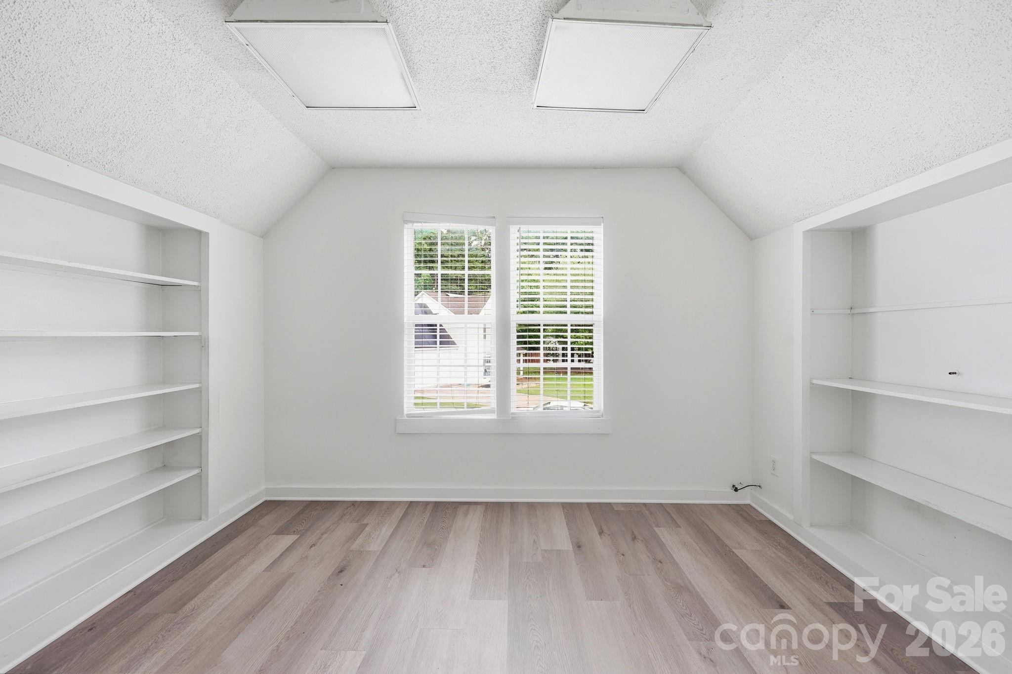 Home for sale at 5423 Starflower Drive, Charlotte, NC — photo 29 of 46
