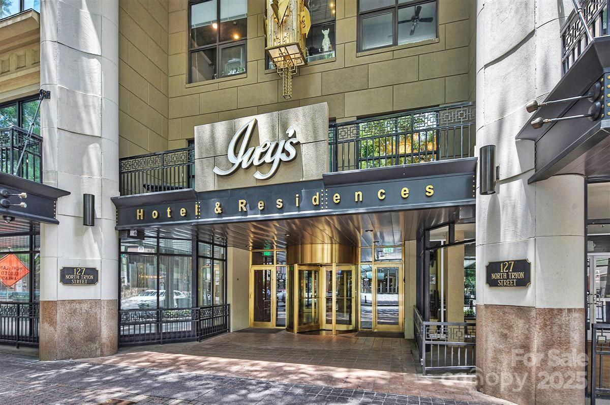 Photo 42 of 127 N Tryon Street615, Charlotte, NC