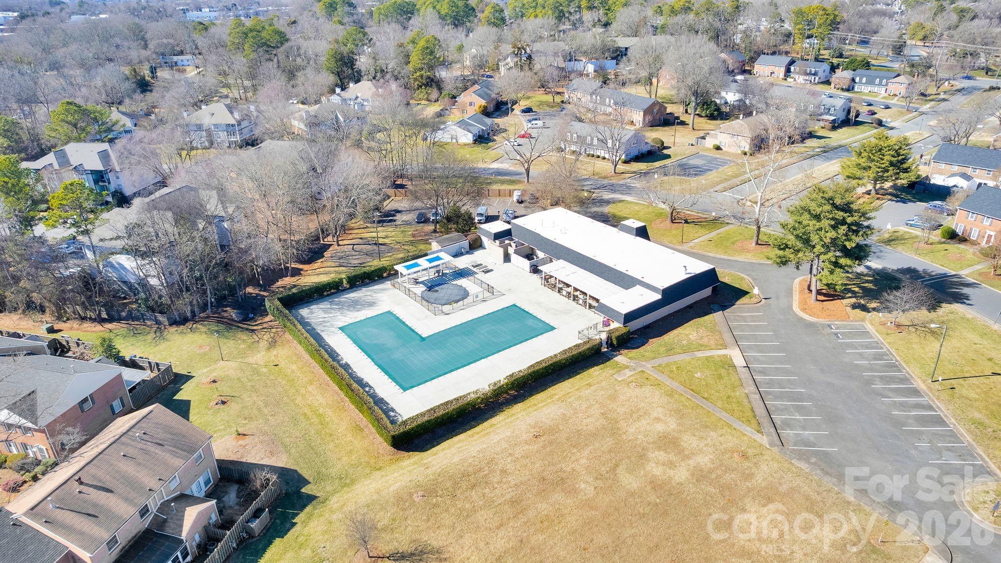 Photo 33 of 8308 Knights Bridge Road, Charlotte, NC