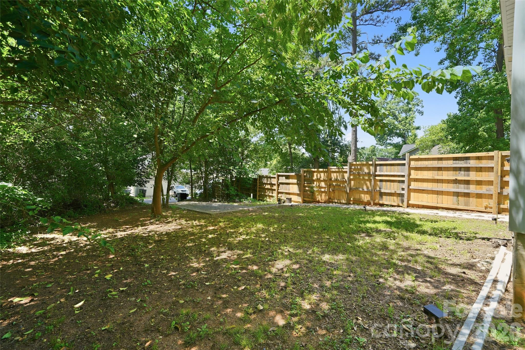 Photo 31 of 933 Rowan Street, Charlotte, NC