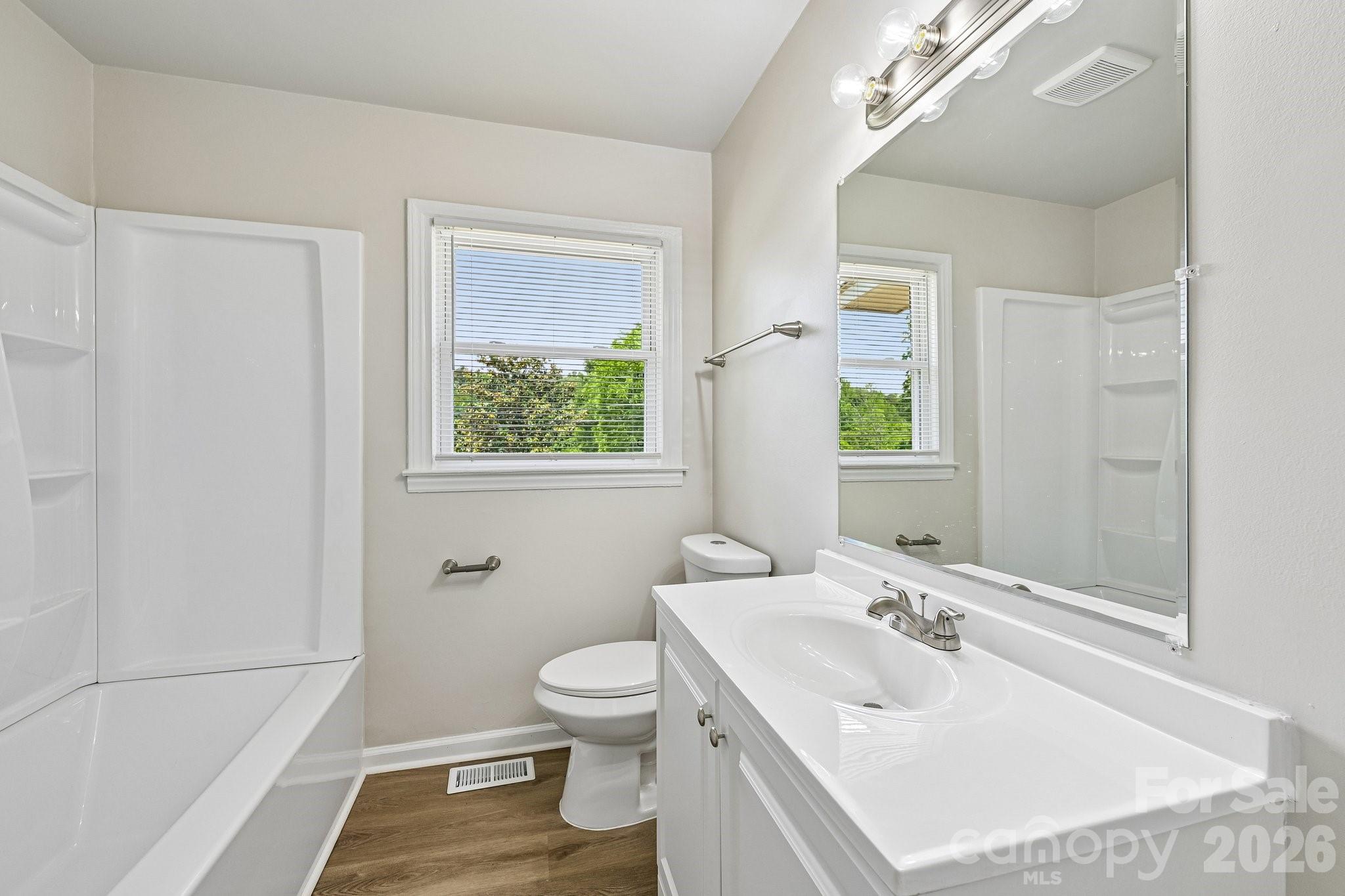3935 Crestridge Drive, Charlotte, NC - photo 18 of 33