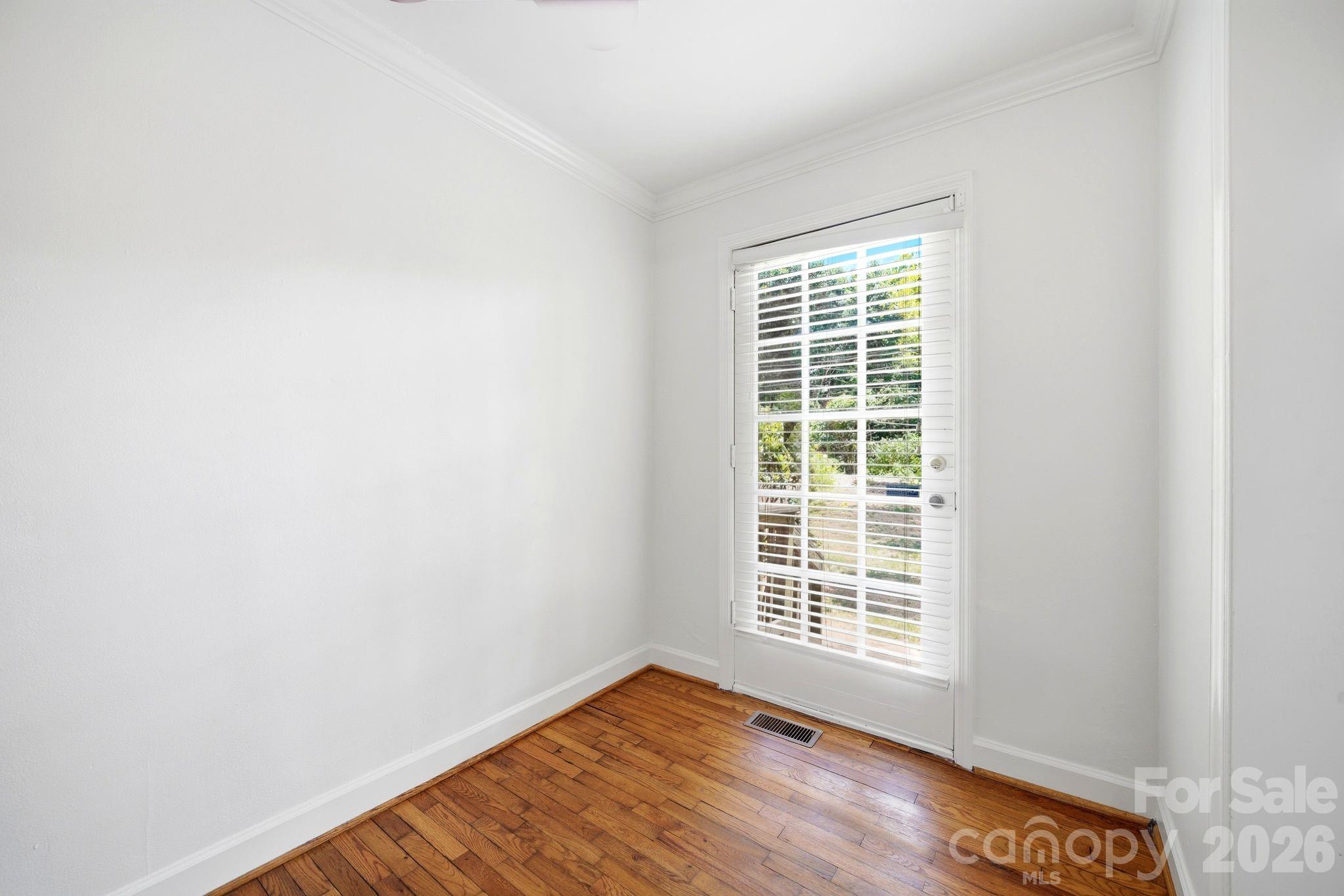Photo 9 of 1833 Jameston Drive, Charlotte, NC