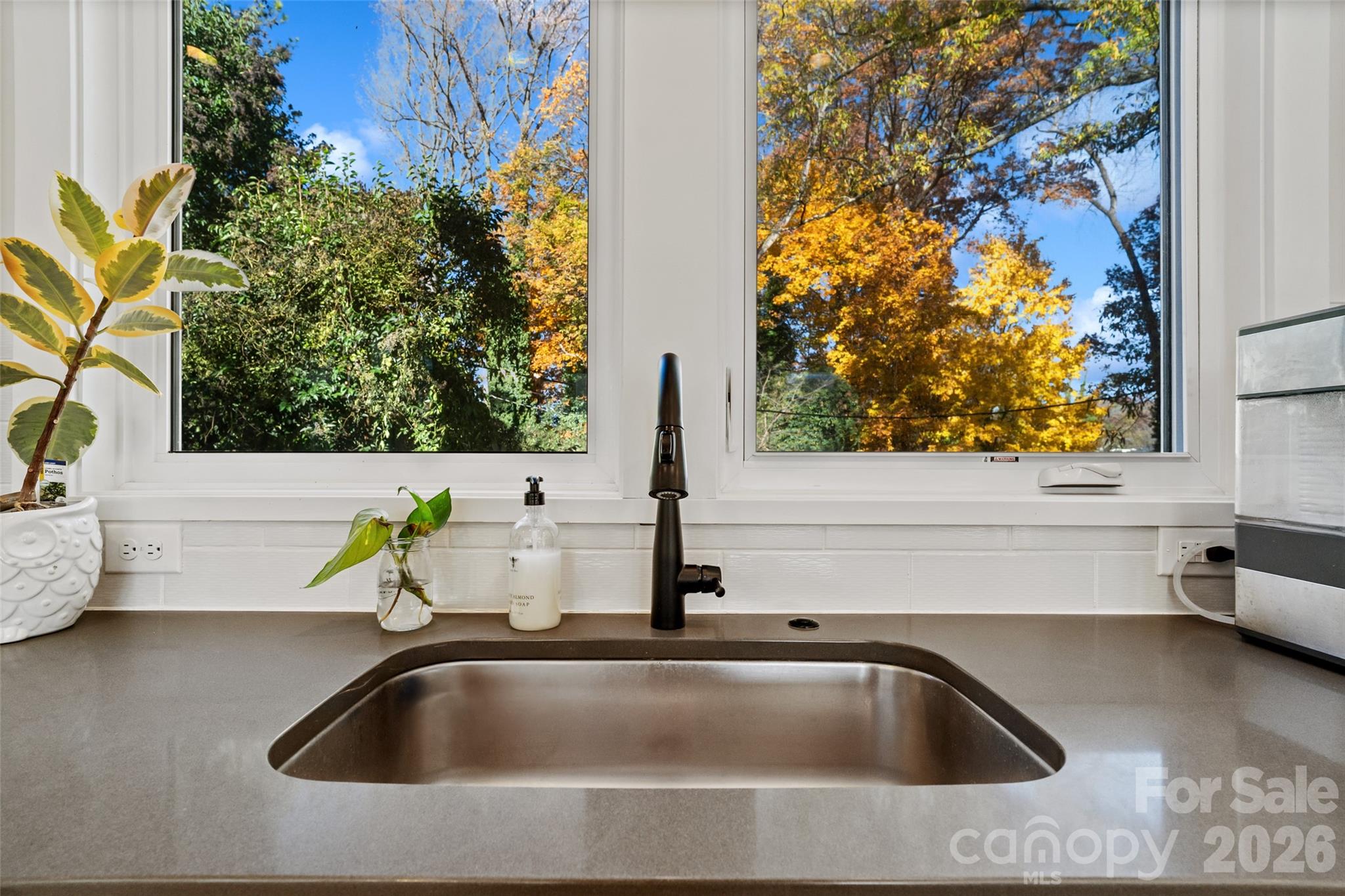 Photo 10 of 1549 Pinecrest Avenue, Charlotte, NC
