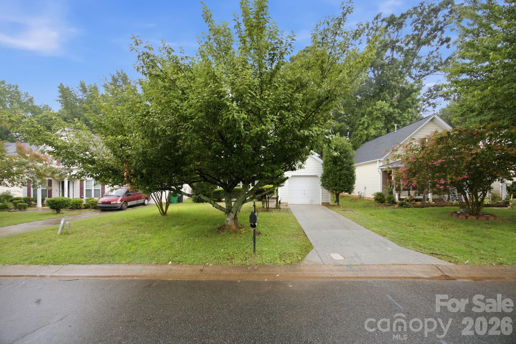 Photo 34 of 129 Winding Canyon Drive, Charlotte, NC