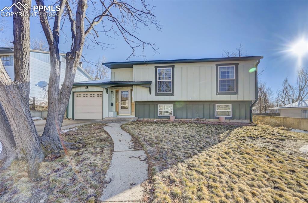 Residential for sale in Colorado Springs, Colorado, 3923487