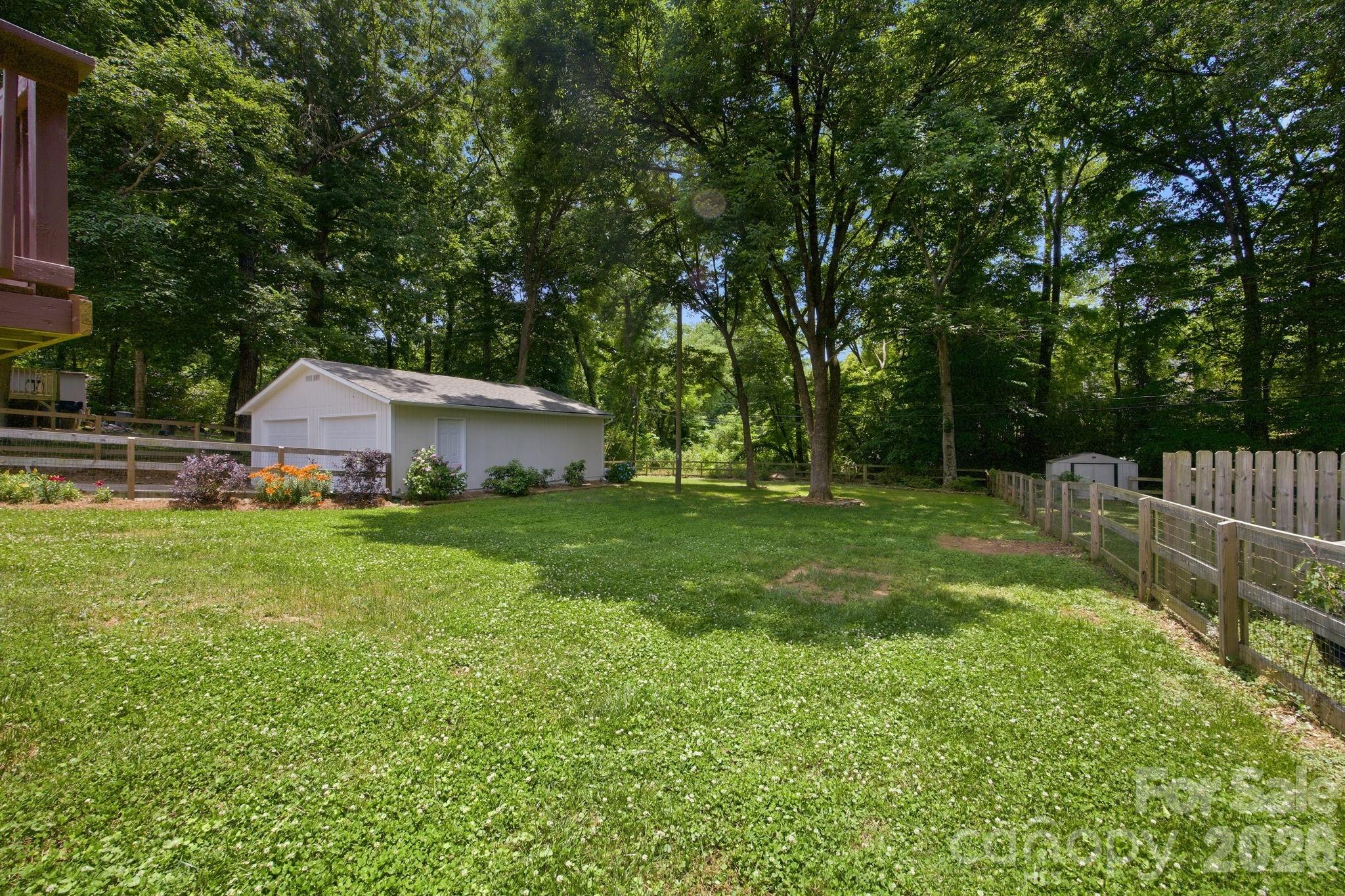 6727 Glenmoor Drive, Charlotte, NC - photo 30 of 32