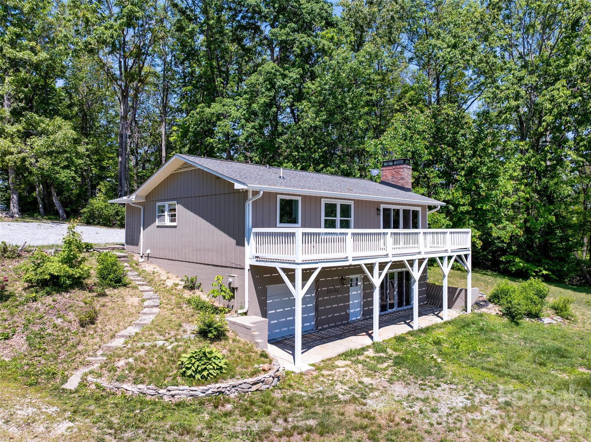 Photo 2 of 69 Milburn Lane, Hendersonville, NC