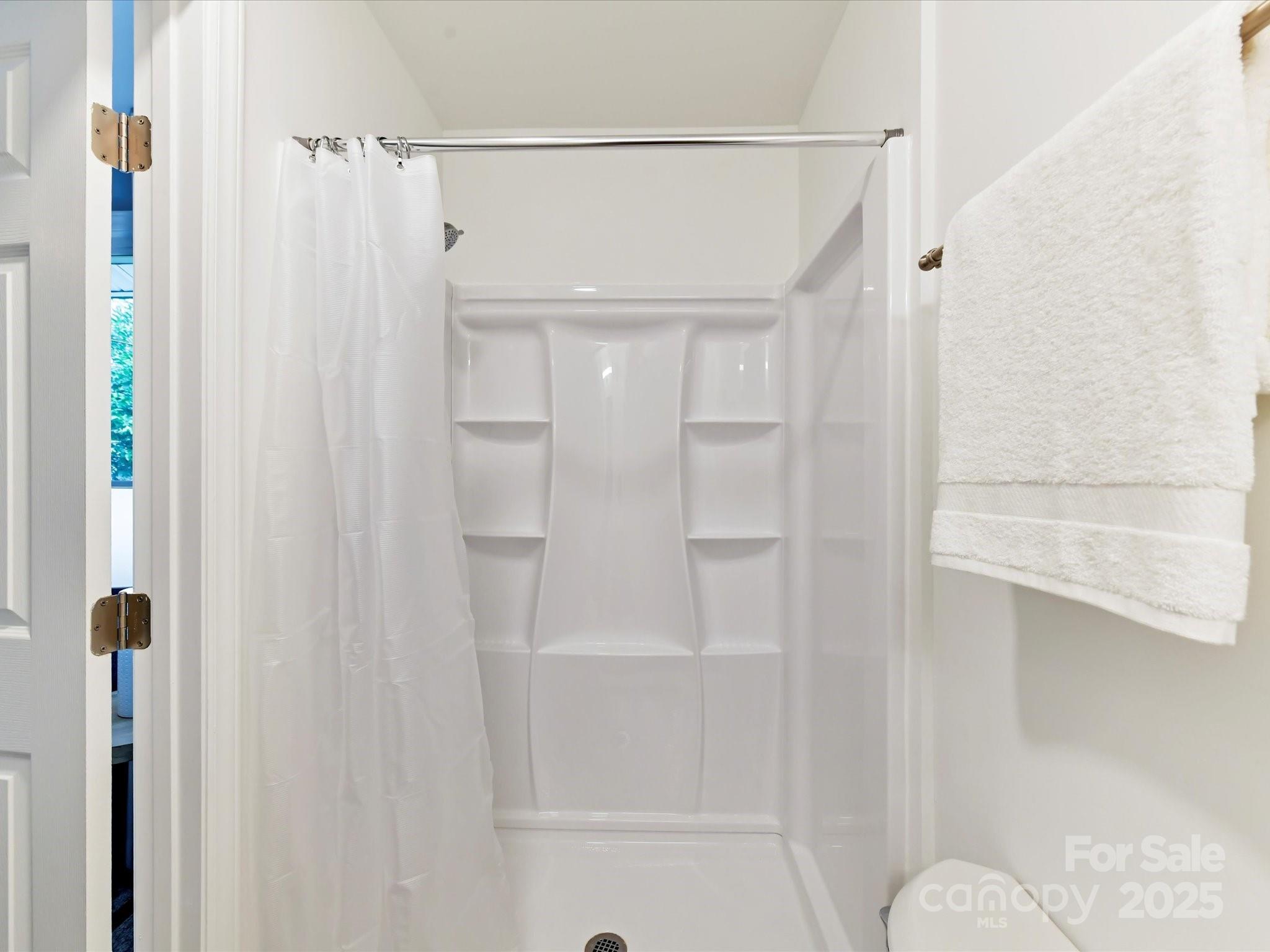 Photo 11 of 2508 Carrington Court, Charlotte, NC