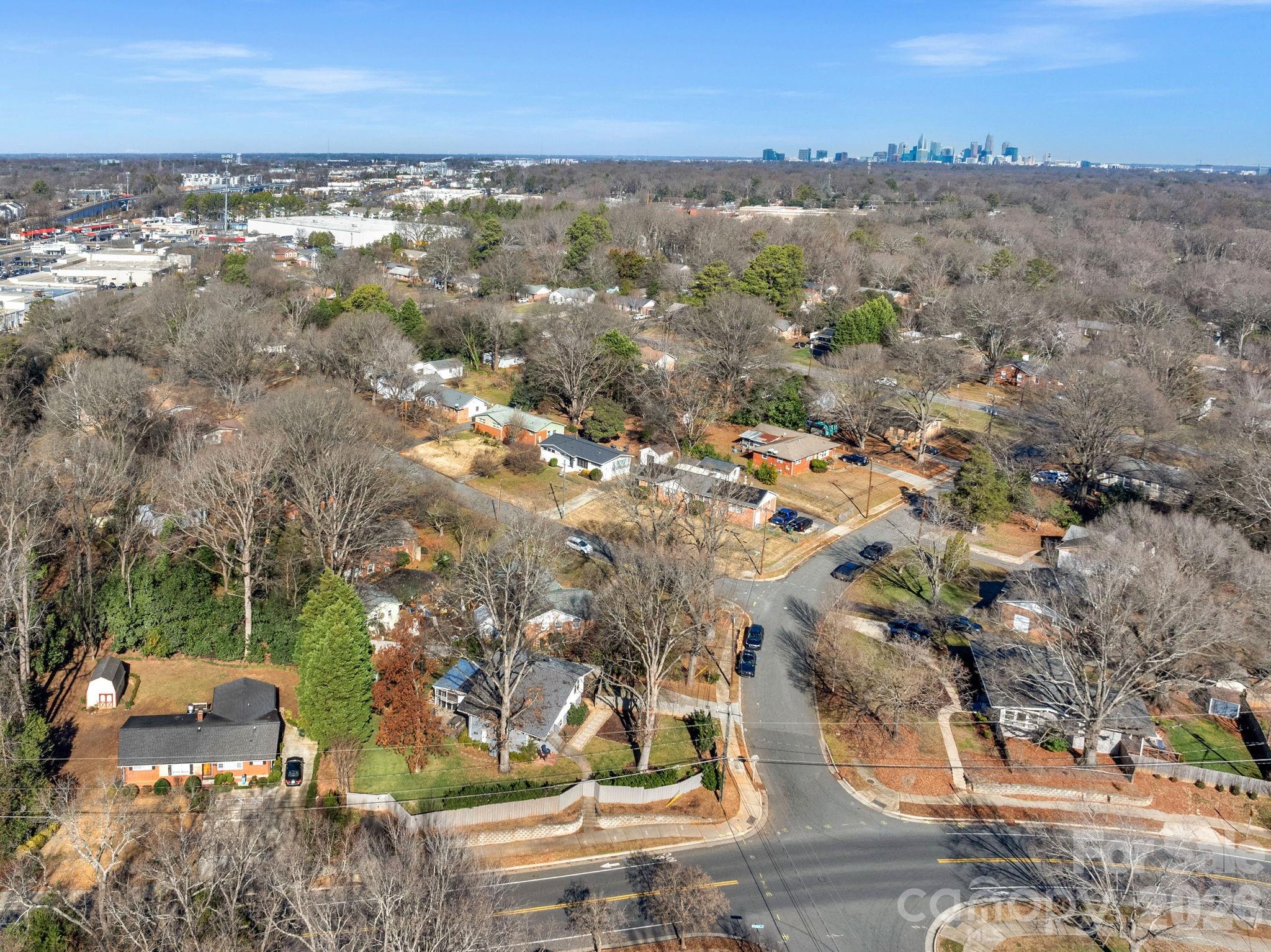 6038 Netherwood Drive, Charlotte, NC - photo 33 of 42