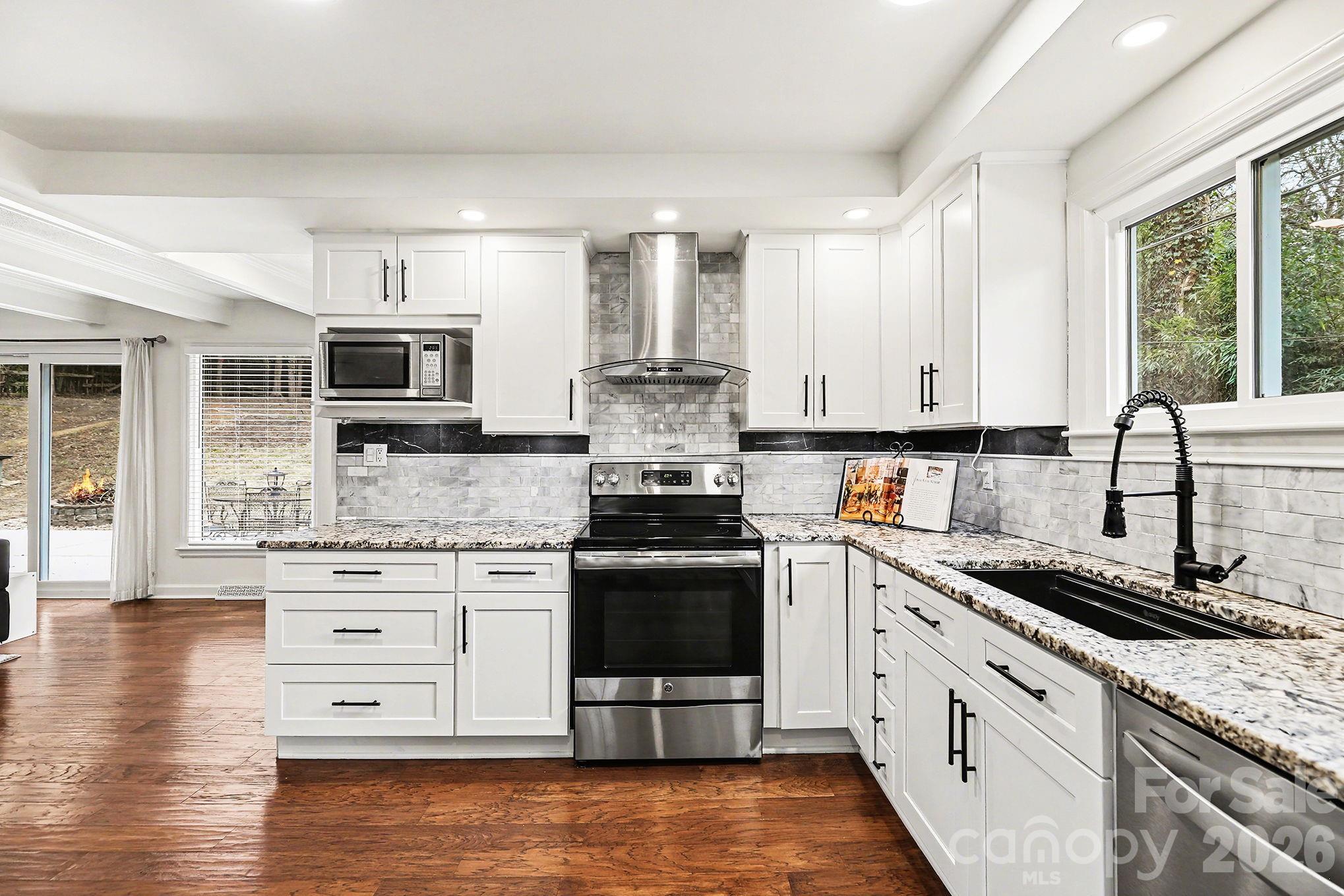 Photo 11 of 123 Old Bell Road, Charlotte, NC