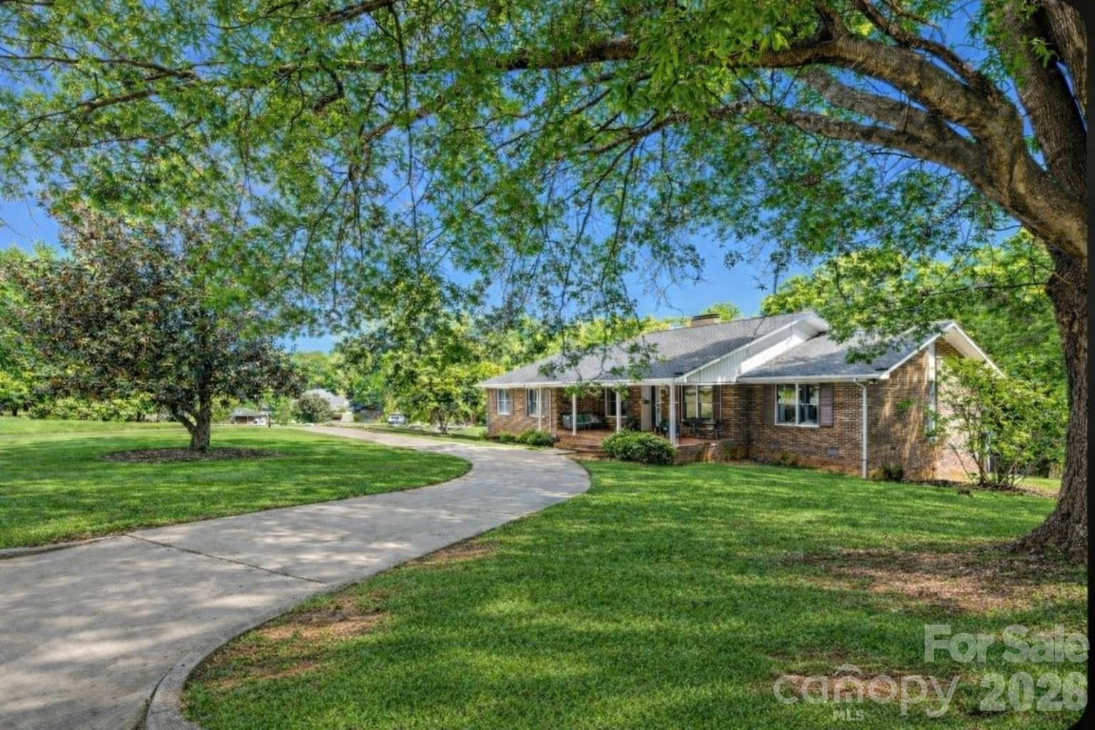 1709 Lakeview Drive, Monroe, NC